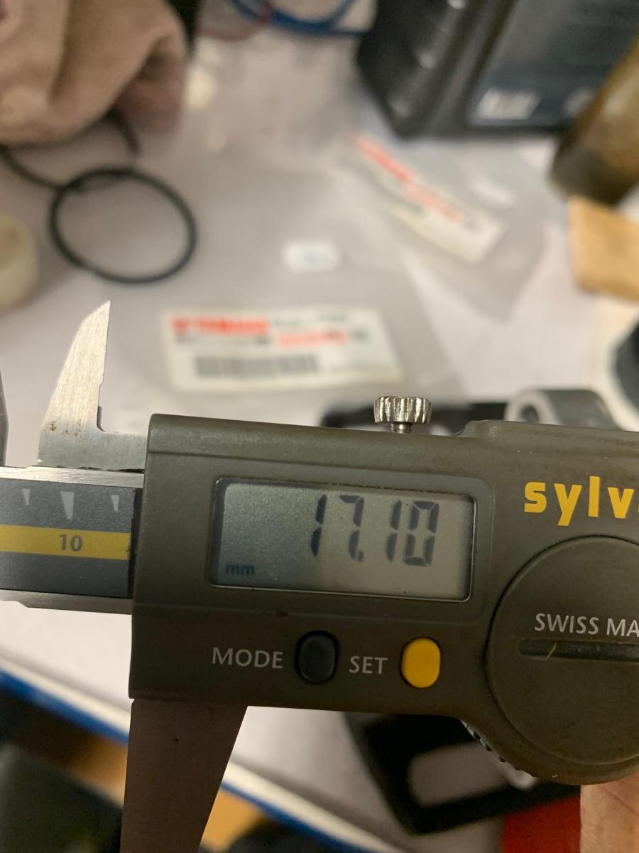 changement joint spi sur partie haute embase YAMAHA 85 AET de 2009 - Mécanique - Forum Auto